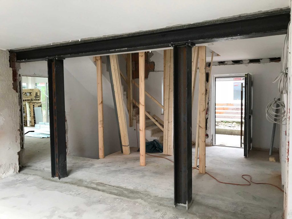 Klinkerwinkel, Stahlstützen und Deckenwechselträger